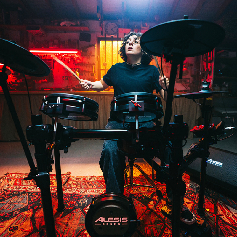 Electronic Drum Kits for Beginners | Quiet, Easy-to-Play Starter Kits ...